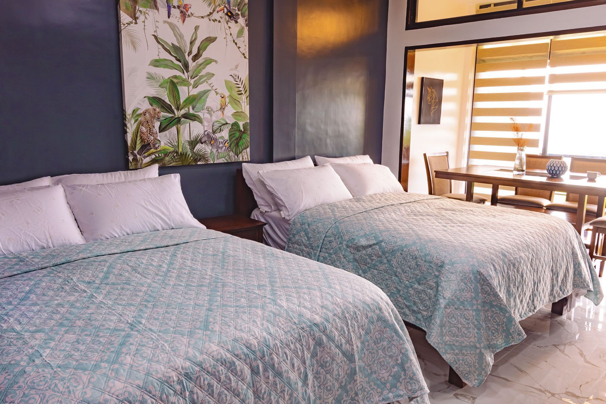 Wi-Fi de cortesia, roupa de cama