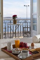 Quarto standard, sacada, vista para a cidade | Vista da propriedade