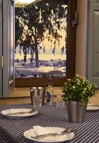 2 restaurantes, pequenos-almoços servidos 