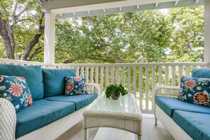 Oge Riverview Suite | Varanda