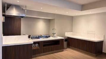 Café da manhã com buffet grátis todos os dias