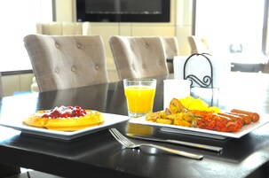 Café da manhã continental grátis todos os dias