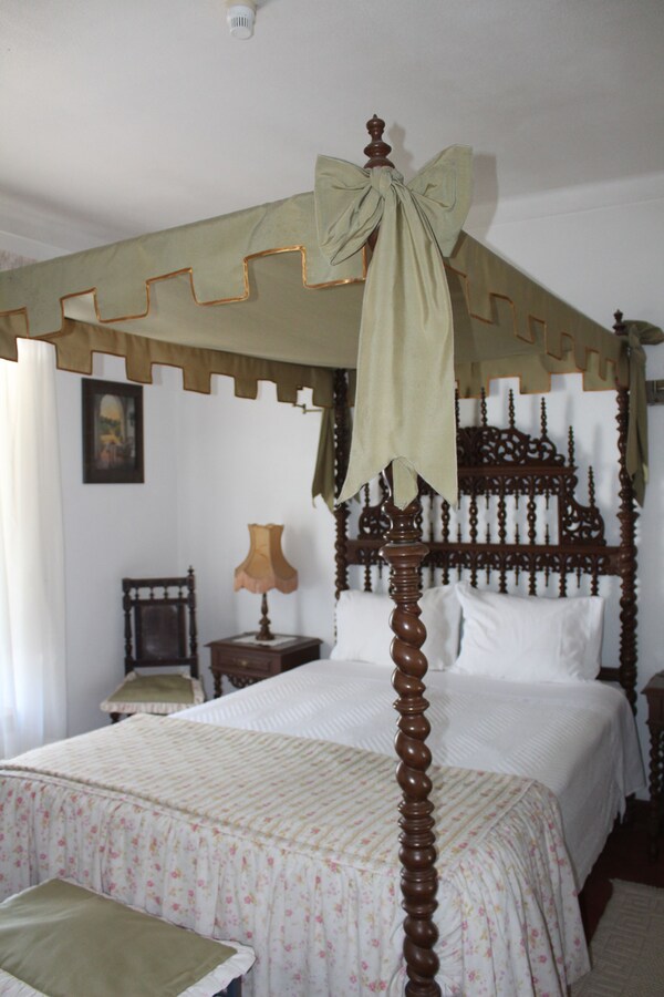 Casa De S. Thiago Do Castelo - Óbidos