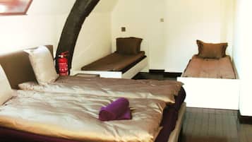 Suite Deluxe | Secretária, Wi-fi grátis