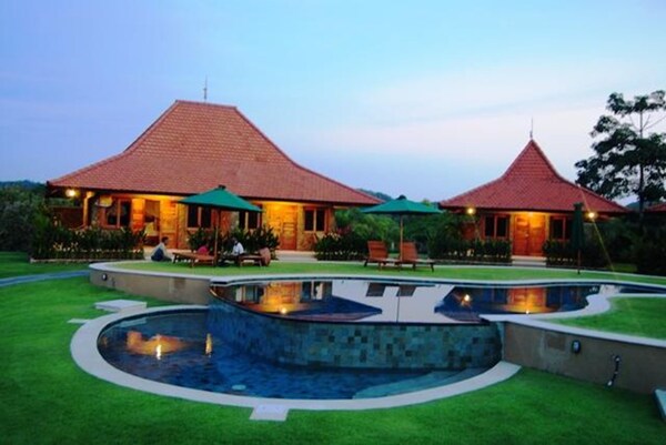 Three Monkeys Villas - Uluwatu