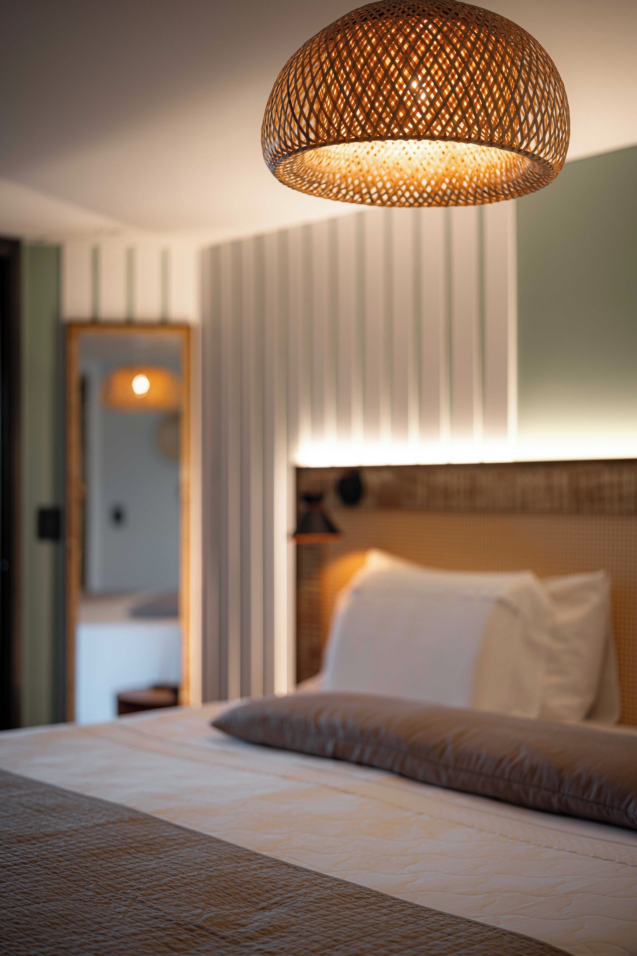 Apartamento luxo | Frigobar, cofres nos quartos, escrivaninha, quartos à prova de som