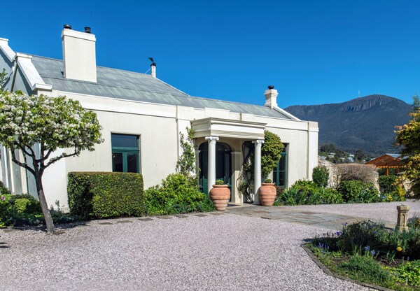 Islington Hotel - Hobart