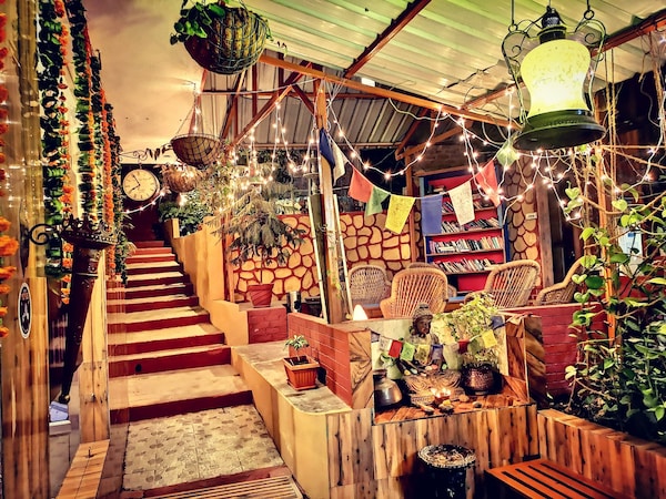 Hill Top Swiss Cottage - Rishikesh