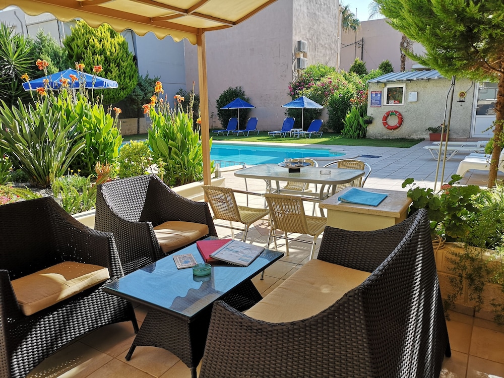 Nicolas Studios & Apartments - Greece