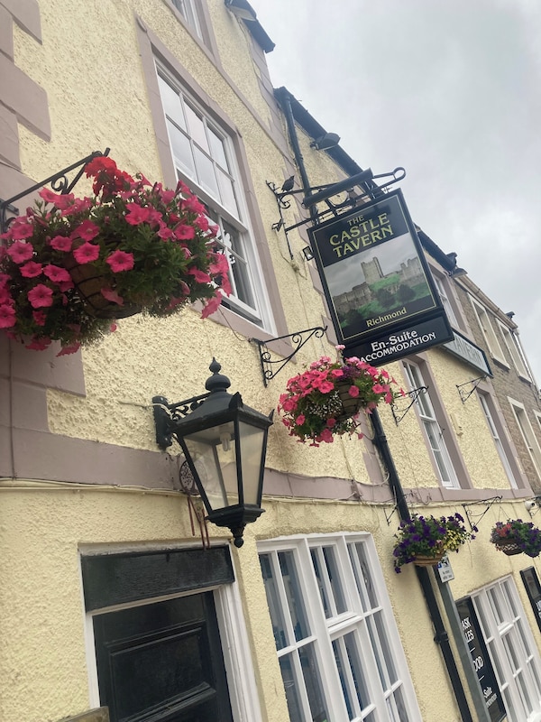 The Castle Tavern - Yorkshire
