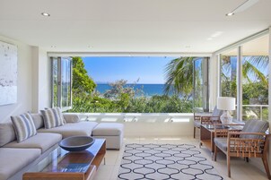 Quarto, 2 quartos, vista para o oceano | 1 quarto, roupas de cama premium, cofres nos quartos