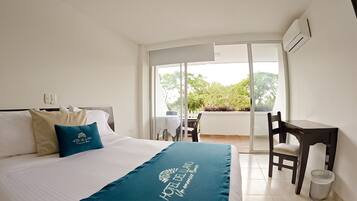 Wi-fi, roupa de cama fornecida