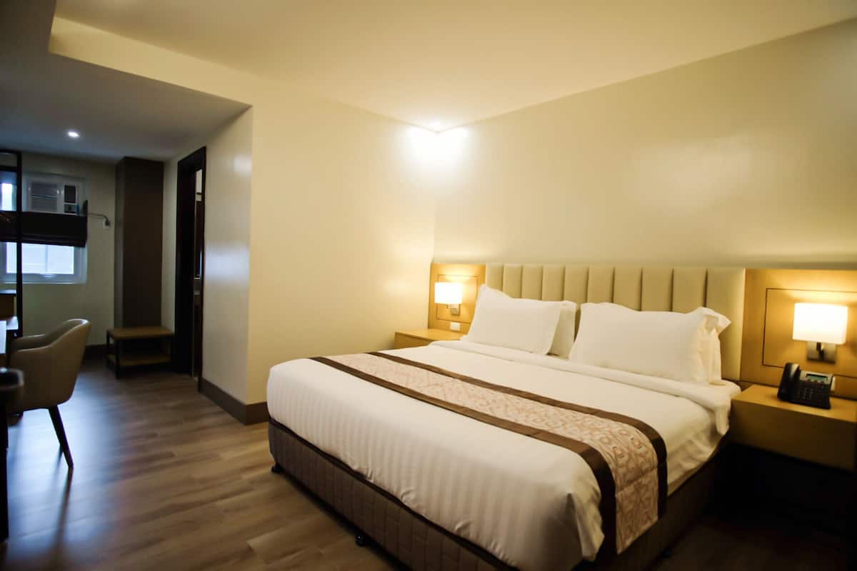 Standard King | 1 quarto, frigobar, cofres nos quartos, escrivaninha