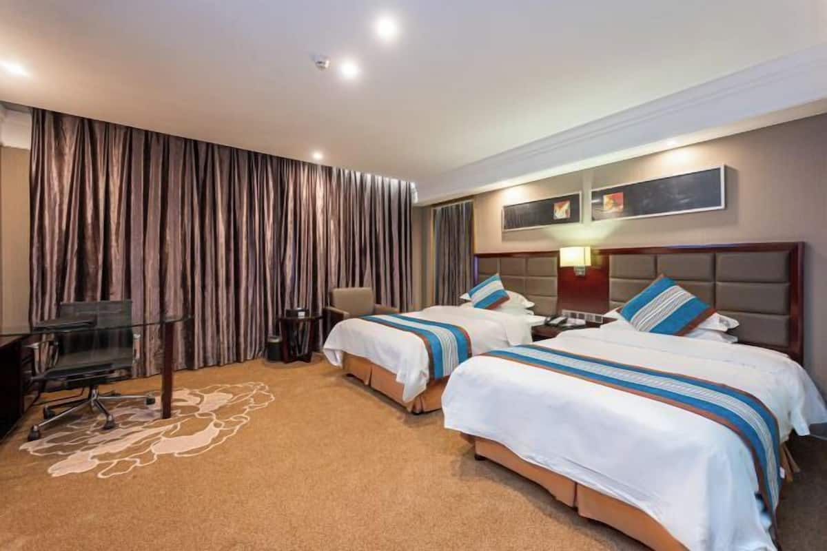 Secretária, Wi-fi grátis, roupa de cama fornecida, despertadores