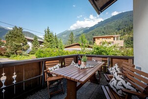Casa, 6 quartos, vista para a montanha (Not Included: Cleaning Fee 30 EUR p.P) | Terraço/pátio interior