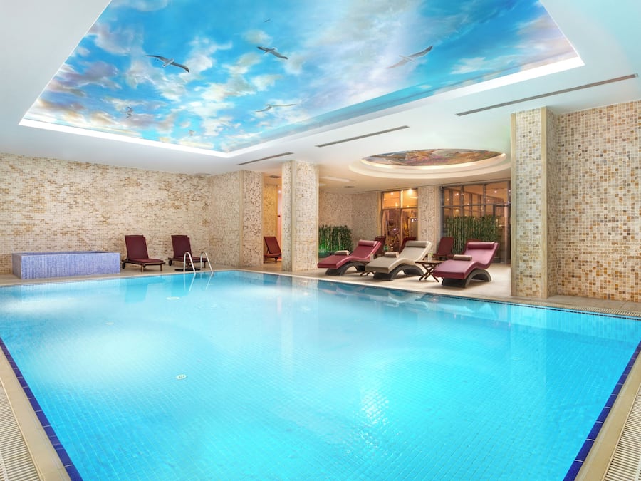 Piscina interior
