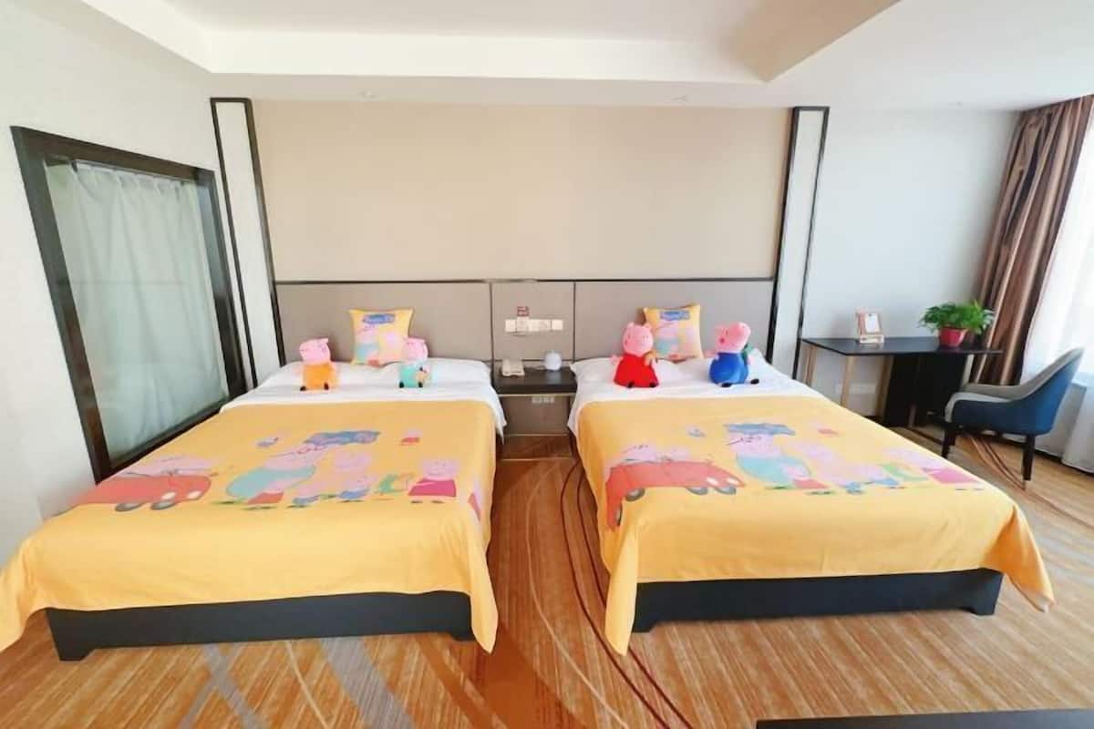 Minibar, cofre no quarto, ferro/tábua de engomar