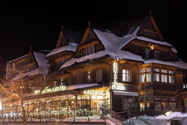 Fachada da propriedade