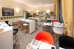 Pequeno-almoço tipo buffet diário incluído 