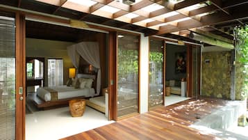 Quarto casal premium | Frigobar (abastecido com alguns itens grátis), cofres nos quartos