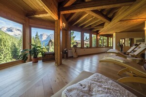 Sauna, banheira de hidromassagem, hammam, tratamentos corporais 