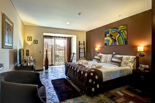 Quarto Duplo | 1 quarto, minibar, cofre no quarto, com decoração personalizada 