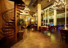 Almoços e jantares servidos 