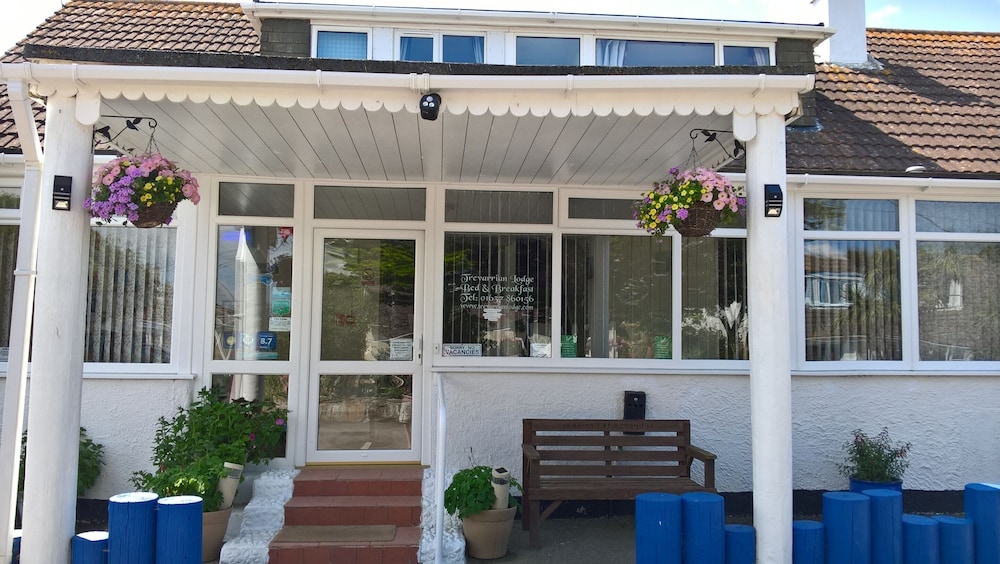 Trevarrian Lodge - Mawgan Porth