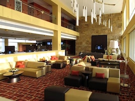 Lounge no saguão