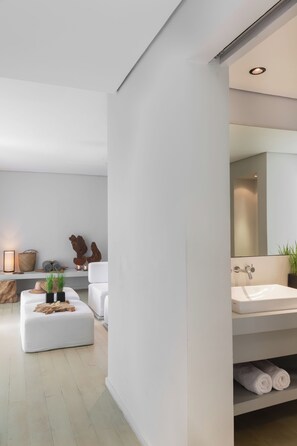 Suíte superluxo, vista para o oceano (Lodge Suite) | Roupas de cama premium, frigobar, cofres nos quartos, Wi-Fi de cortesia