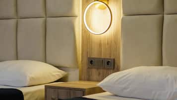 Quarto Triplo | 1 quarto, minibar, cofre no quarto, Wi-fi grátis