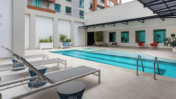 Piscina exterior