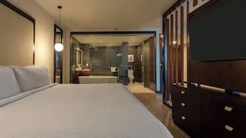 Suíte, 1 cama King | Roupas de cama premium, edredons de pluma, camas com colchões pillow-top