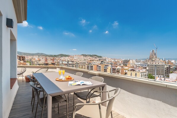 Penthouse, 3 quartos, Vista para a cidade (4-6 adults) | Terraço/pátio interior
