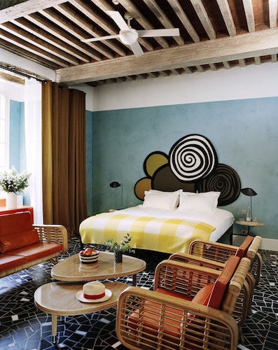 Hôtel Du Cloître - Arles