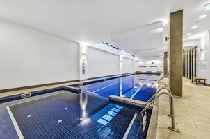 Piscina interior