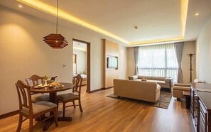 Suite Premium | Sala | Televisor LED 