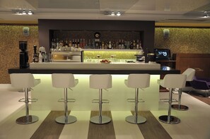 Restaurante ao ar livre, aberto todos os dias