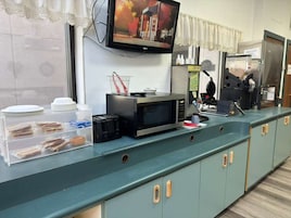 Café da manhã continental grátis todos os dias