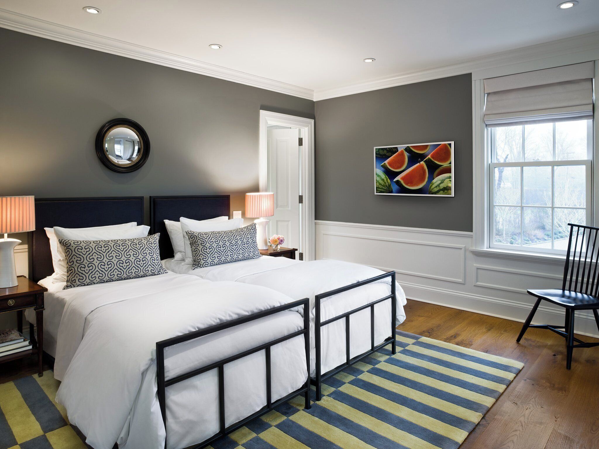 Casa, 2 camas individuais | Roupa de alta qualidade, minibar, cofre no quarto, secretária 