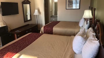 Quartos à prova de som, ferros/tábuas de passar roupa, Wi-Fi de cortesia