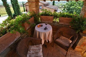 Apartamento Tradicional, 1 quarto, lareira, vista para a colina (NINFEE) | Terraço/pátio interior