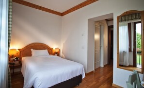 Quarto Duplo ou Twin | Secretária, Wi-fi grátis, roupa de cama fornecida 