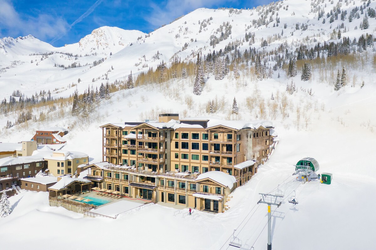 8 Incredible Alta and Snowbird Lodging Options for Families - Skiing Kids