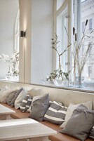 Pequeno-almoço continental diário incluído 