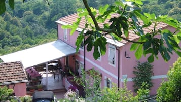 Fachada da propriedade