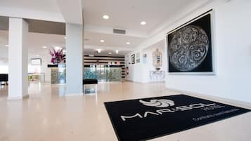 Entrada (vista interior)