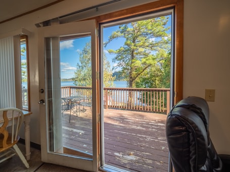 Suíte (Private) | Vista do quarto. Lake 'N Pines Motel