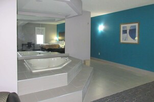 Escrivaninha, Wi-Fi de cortesia, roupa de cama