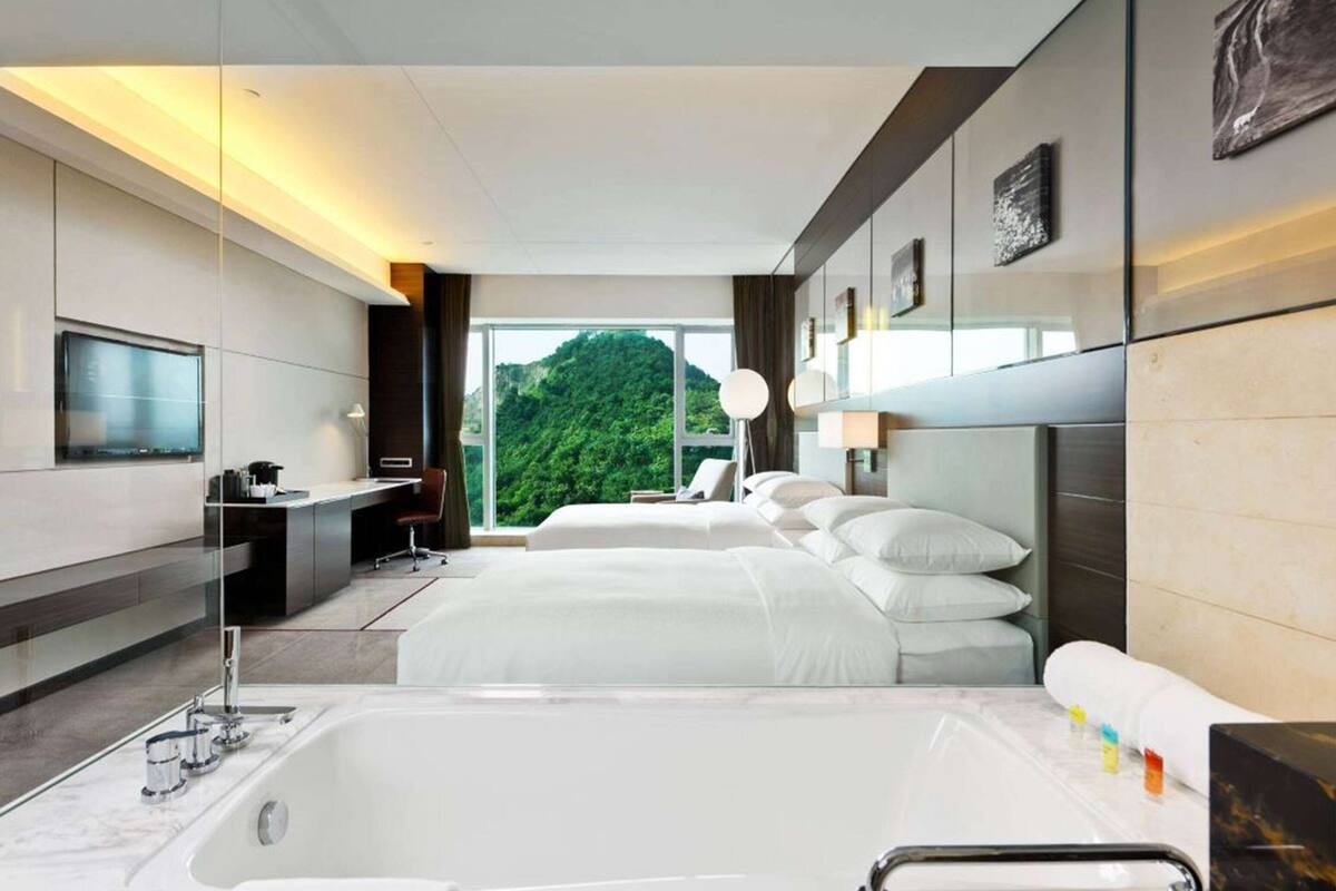 Quarto Superior, 2 camas individuais | Minibar, cofre no quarto, secretária, quartos insonorizados 